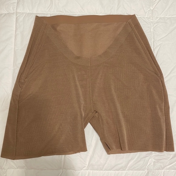 SKIMS | Intimates & Sleepwear | Skims Sheer Sculpt Low Back Short ...